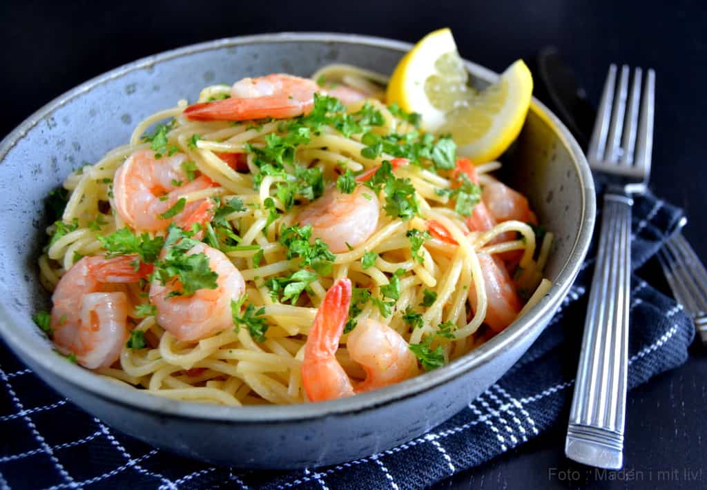 Pasta med rejer og hvidløg I Opskrift I Madenimitliv.dk